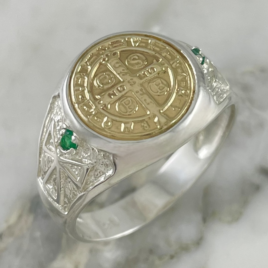 Saint Benedict Tau Cross Ring | Joyería Londres